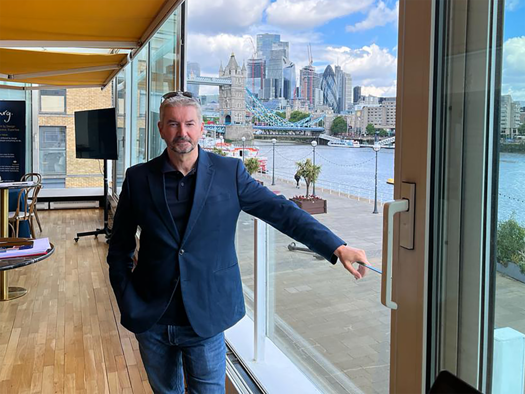 A sit down with Simon Cheshire - MRG